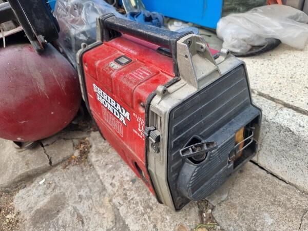 소리전자 - HONDA EM650 휘발유발전기