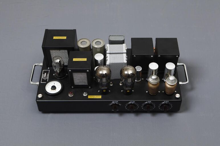 소리전자 - ---독일3극 출력관 RE604 트랜스 프리앰프