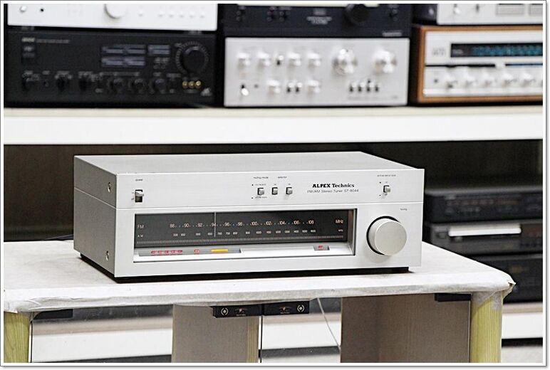 알펙스 테크닉스(ALPEX TECHNICS) 아날로그 튜너 모델 ST-8044 - 수입오디오-장터 - 소리전자
