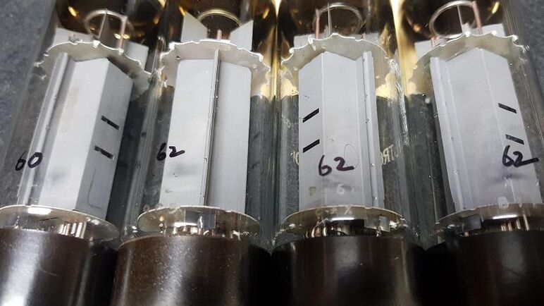 EL34 세계정상의 멀라드총집합... XF2, XF3, XF4 선별관 - 부품-장터 - 소리전자