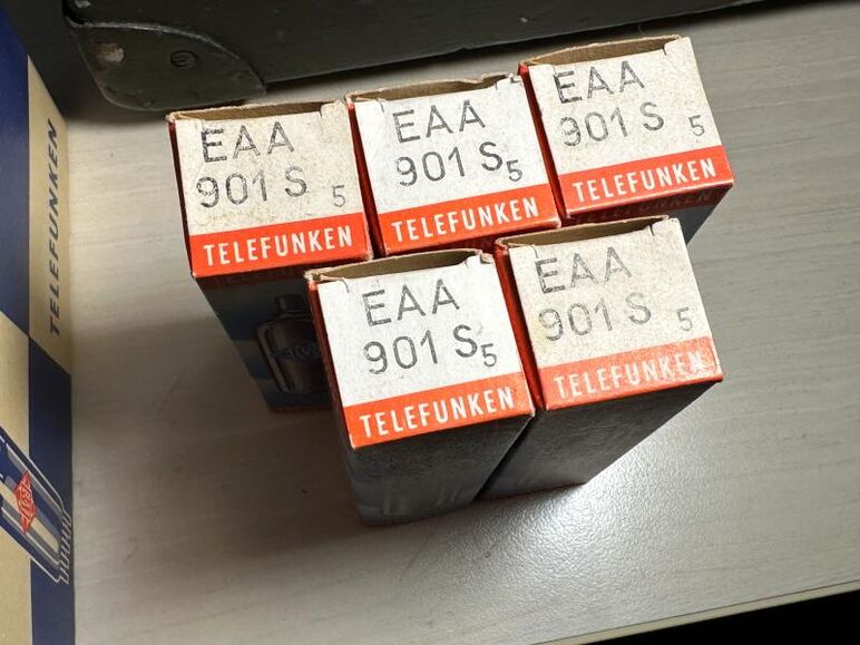 소리전자 - [TUBE] NOS/NIB TELEFUNKEN EAA901S = EAA91 = 6AL5 고신뢰관