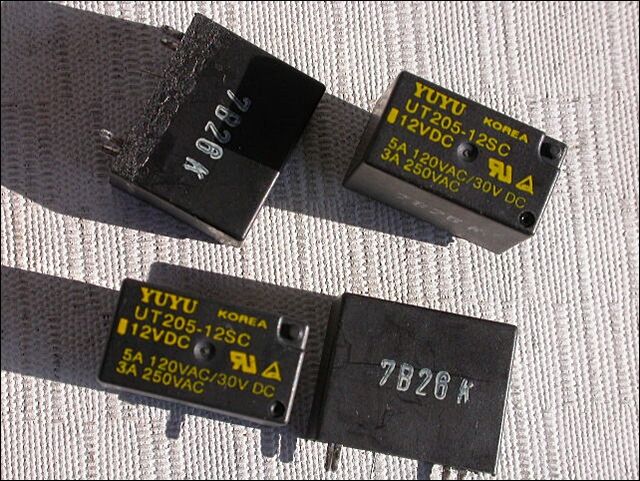 릴레이 12V UT205-12SC - 부품-장터 - 소리전자