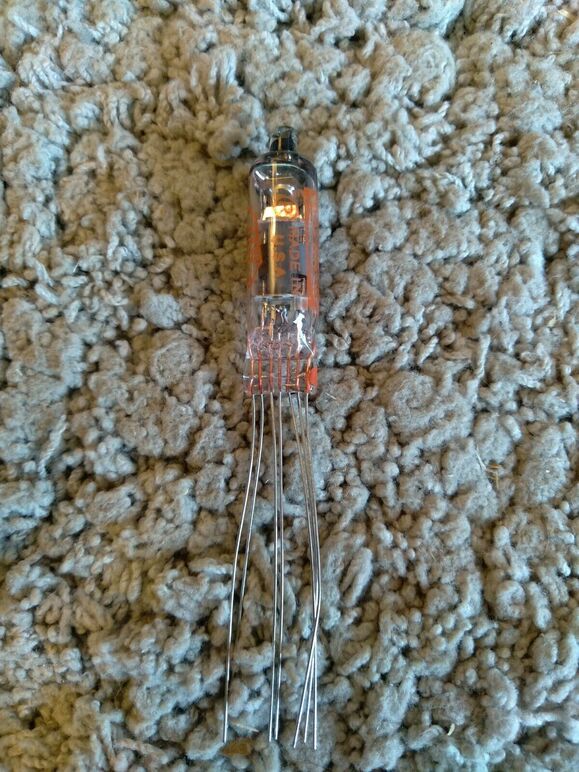 소리전자 - RAYTHEON JAN 5702WB ( 6AK5 / EF95 유사관 ) NOS NIB 오리지날 슬리브