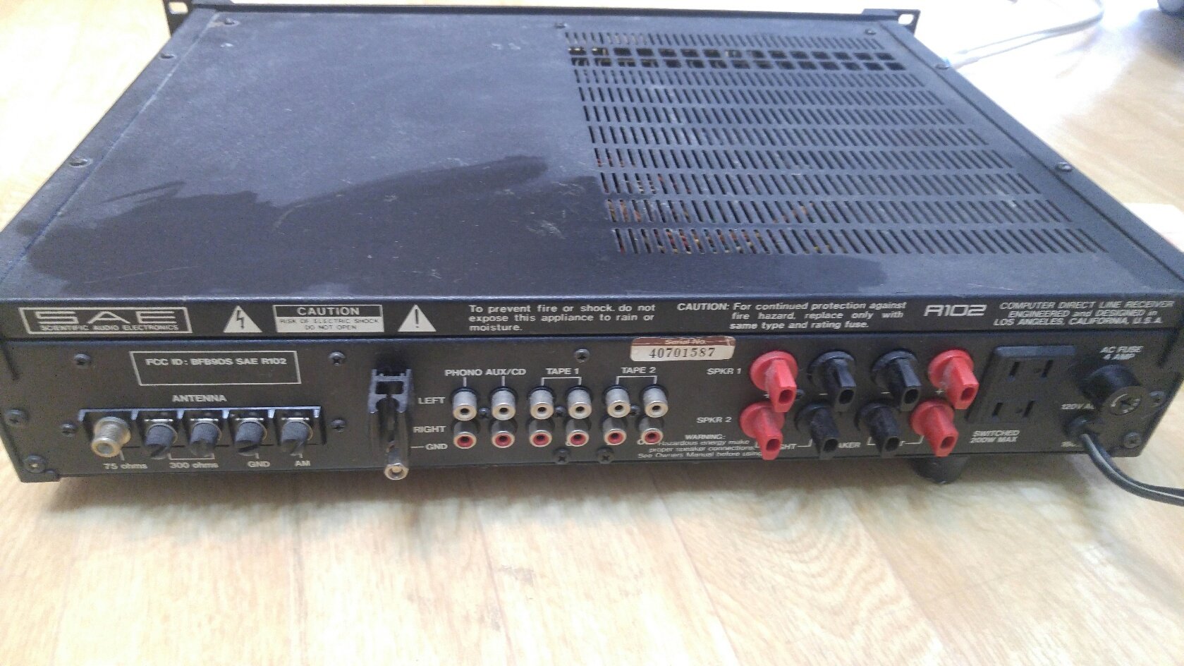 소리전자 - Sae r102 뒷면사진