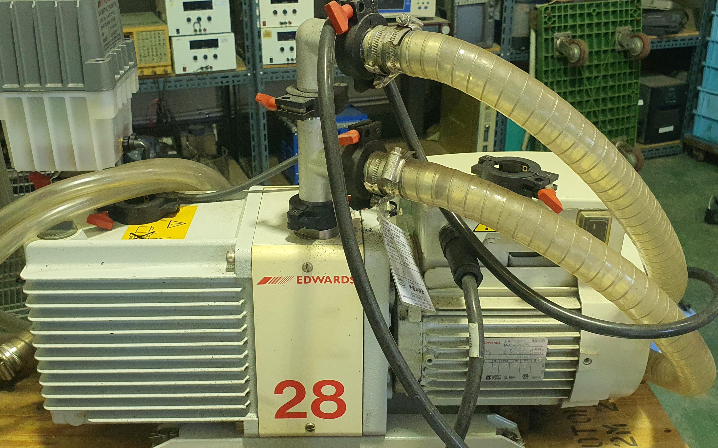 소리전자 - EDWARDS 28 진공펌프