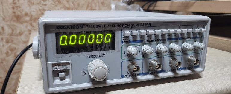 소리전자 - DAGATRON 7202 SWEEP /FUNCTION GENERATOR