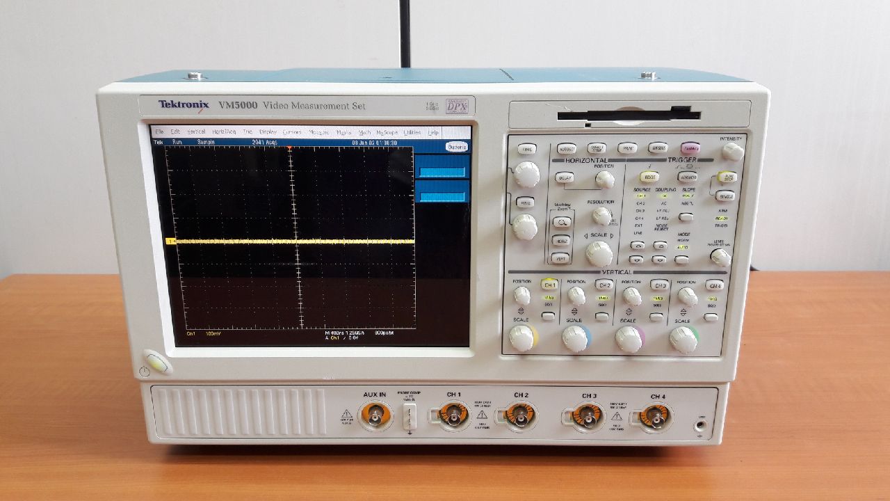 소리전자 - ☆ Tektronix 비디오 측정 Oscilloscope "VM5000" 판매