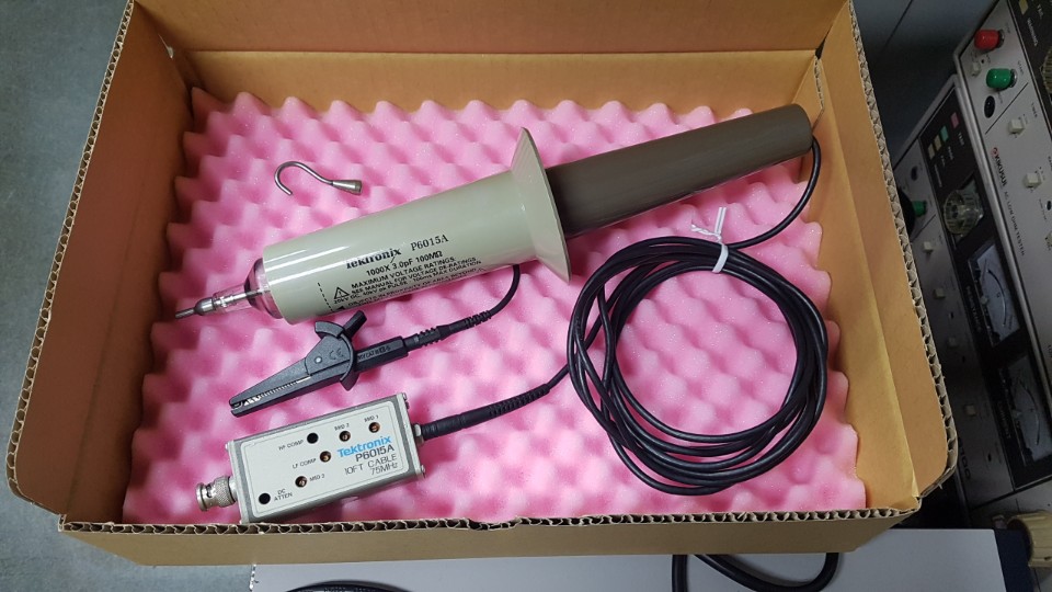 소리전자 - Tkronix High Voltage Probe P6015A 판매