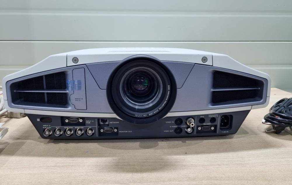 소리전자 - SONY Data projector VPL-FX52 소니 빔프로젝터